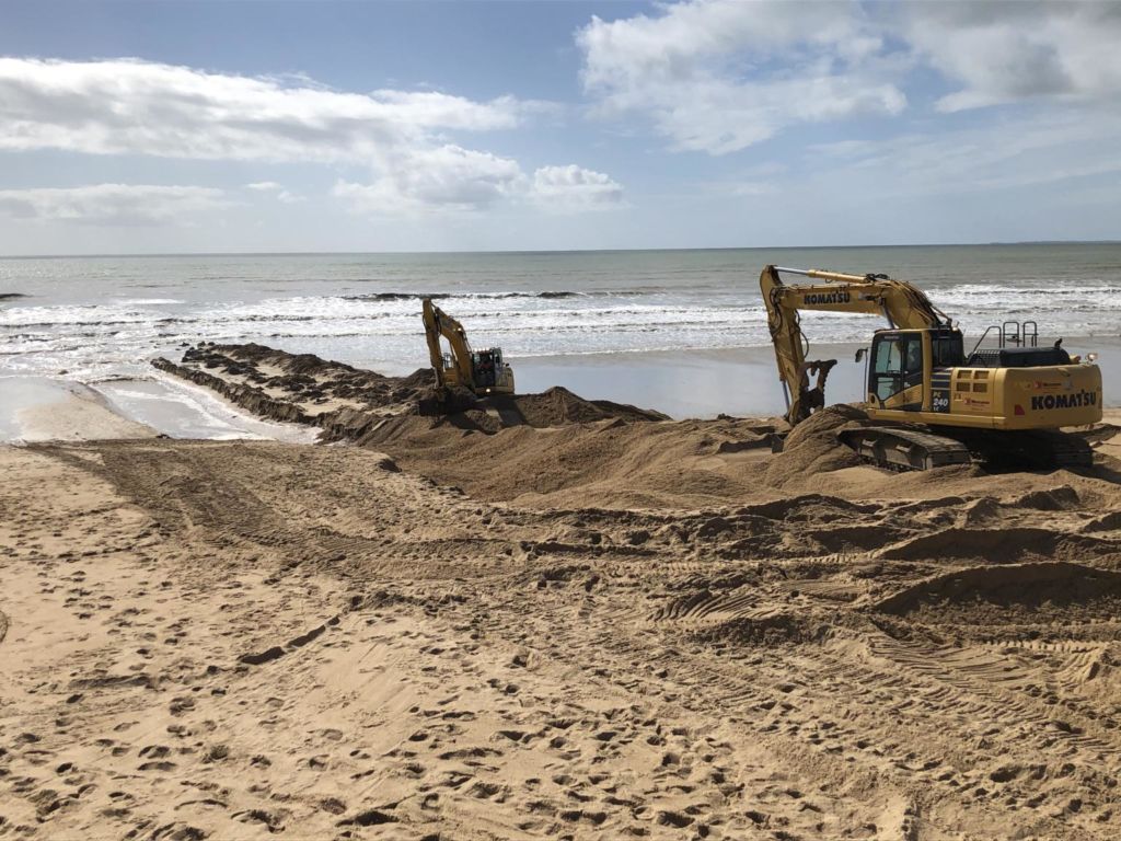 atterrage du câble marin DUNANT sur la plage de Saint-Hilaire de Riez